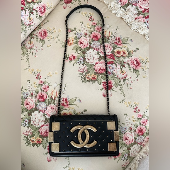 CHANEL | Bags | Authentic Chanel Purse | Poshmark